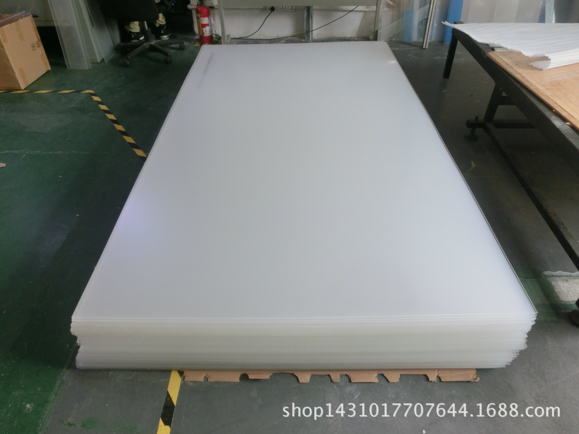 供应LED非标尺寸导光板，大尺寸导光板 - 电子批发网